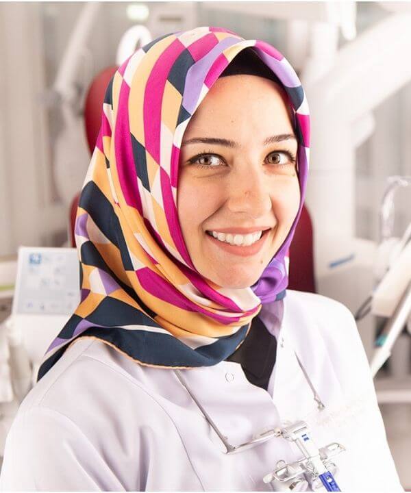 Limpieza Dental con AirFlow | Clínica Dental Balikesir – DentMax